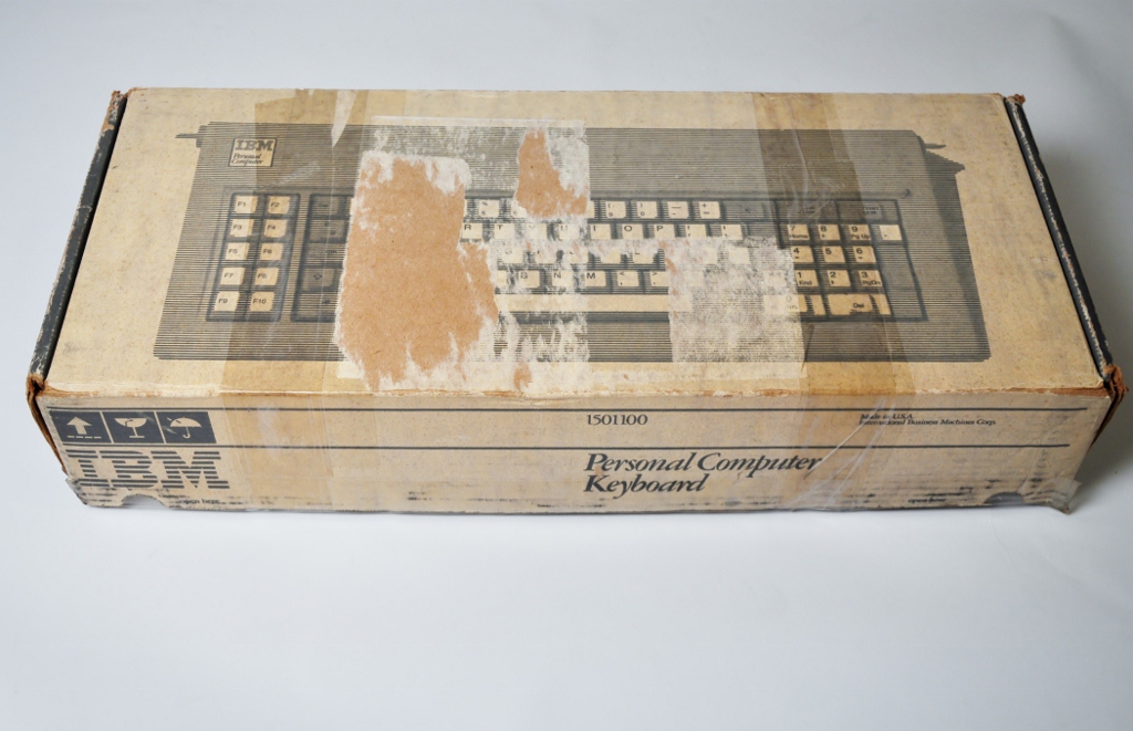 IBM PC XT original keyboard (83-key) – ClickyKeyboards