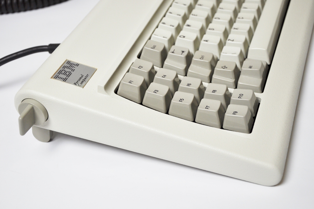IBM PC XT original keyboard (83-key) – ClickyKeyboards