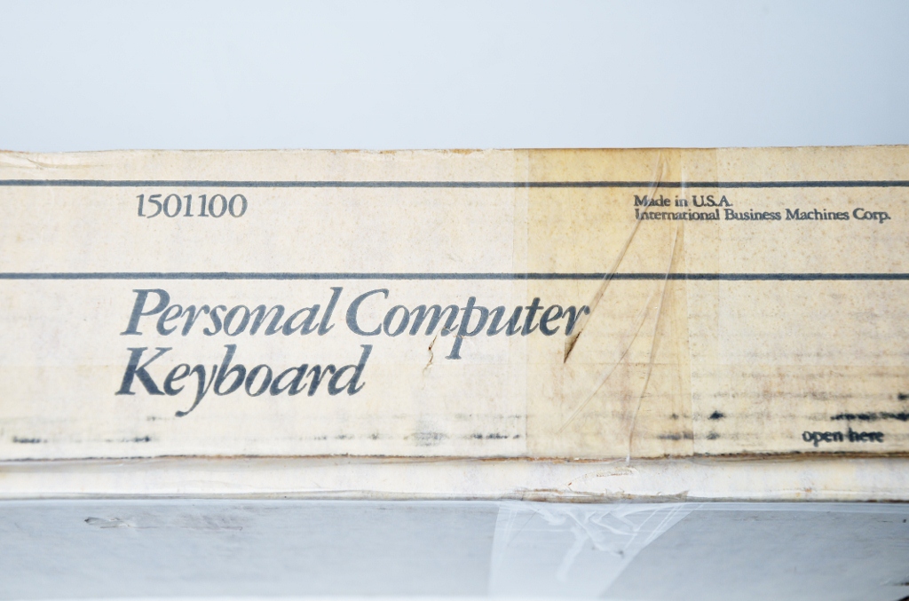 IBM PC XT original keyboard (83-key) – ClickyKeyboards