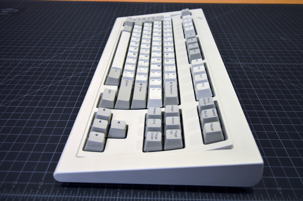IBM model M 84-key (space saving) (1392934) 21 JAN 88 – ClickyKeyboards